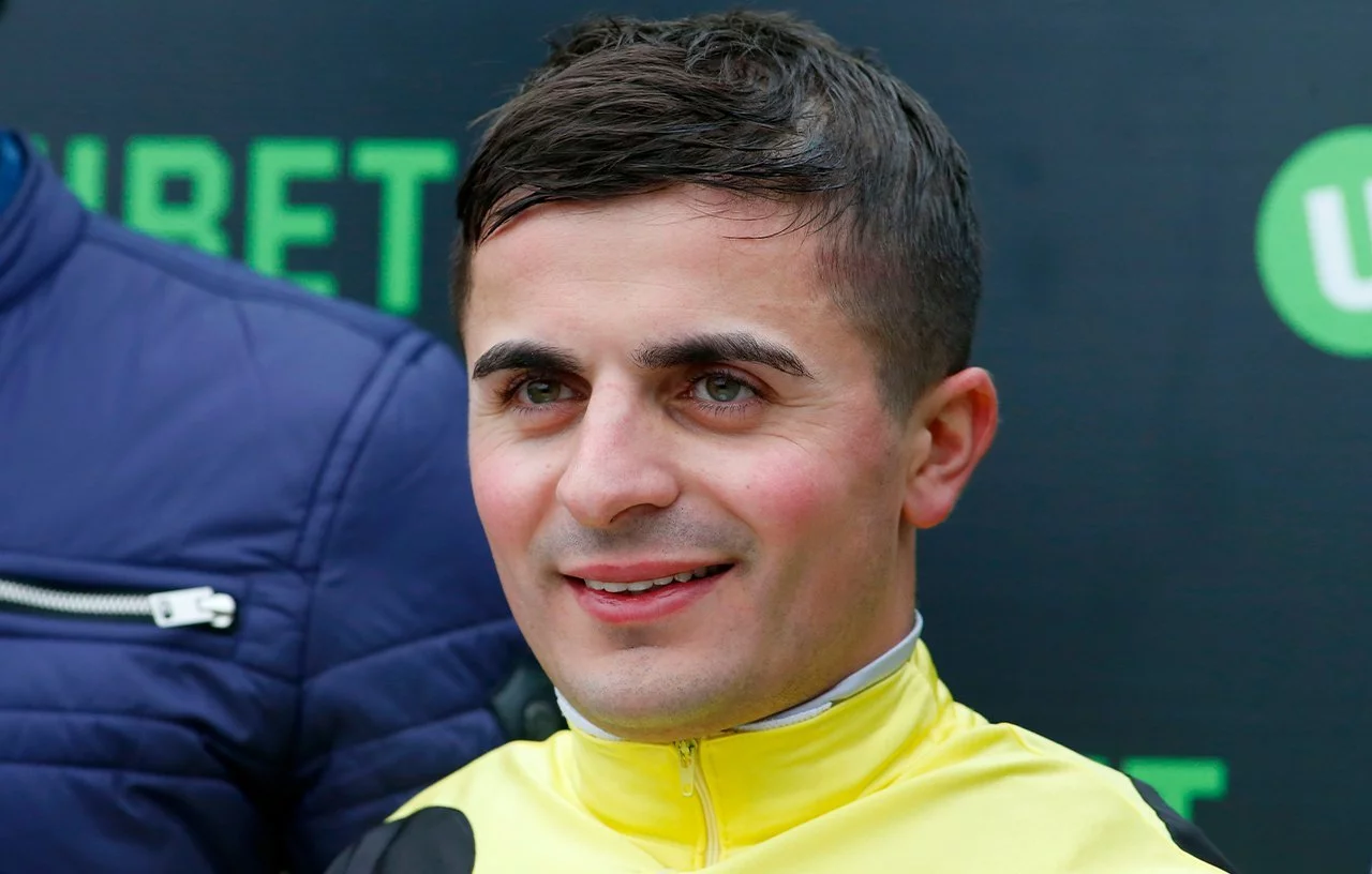 Andrea Atzeni reaches landmark 1,000th winner - Great British Racing