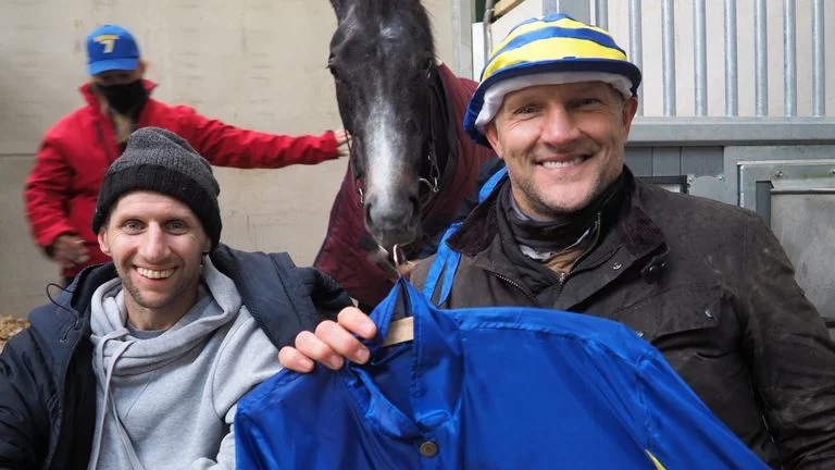 Horse named in honour of Rugby League legend Rob Burrow to raise funds ...