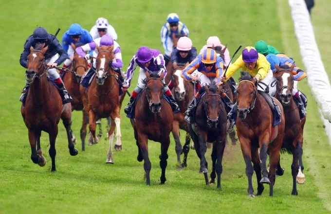 The Epsom Derby | Most Dramatic Finishes - Great British Racing