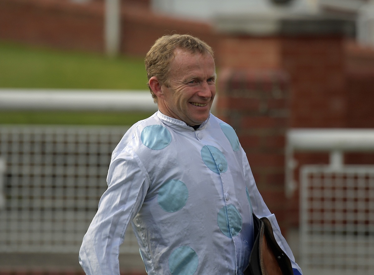 Fit at 50 - Five Of The Best Golden Oldie Jockeys - Great British Racing