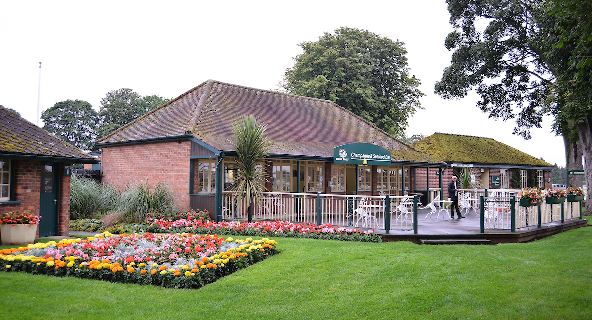 My Local Racecourse - Ripon - Great British Racing
