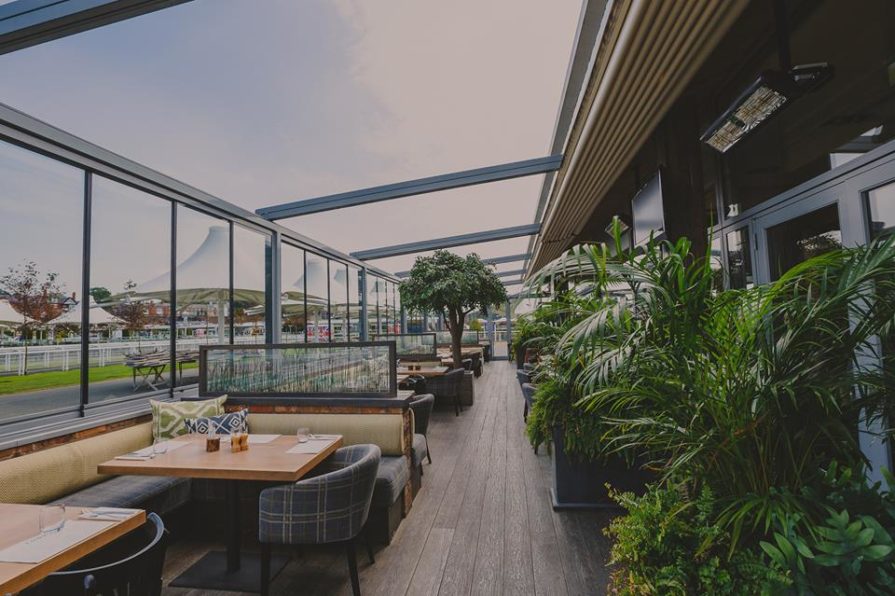 5 Great Horse Racing Pubs - Great British Racing