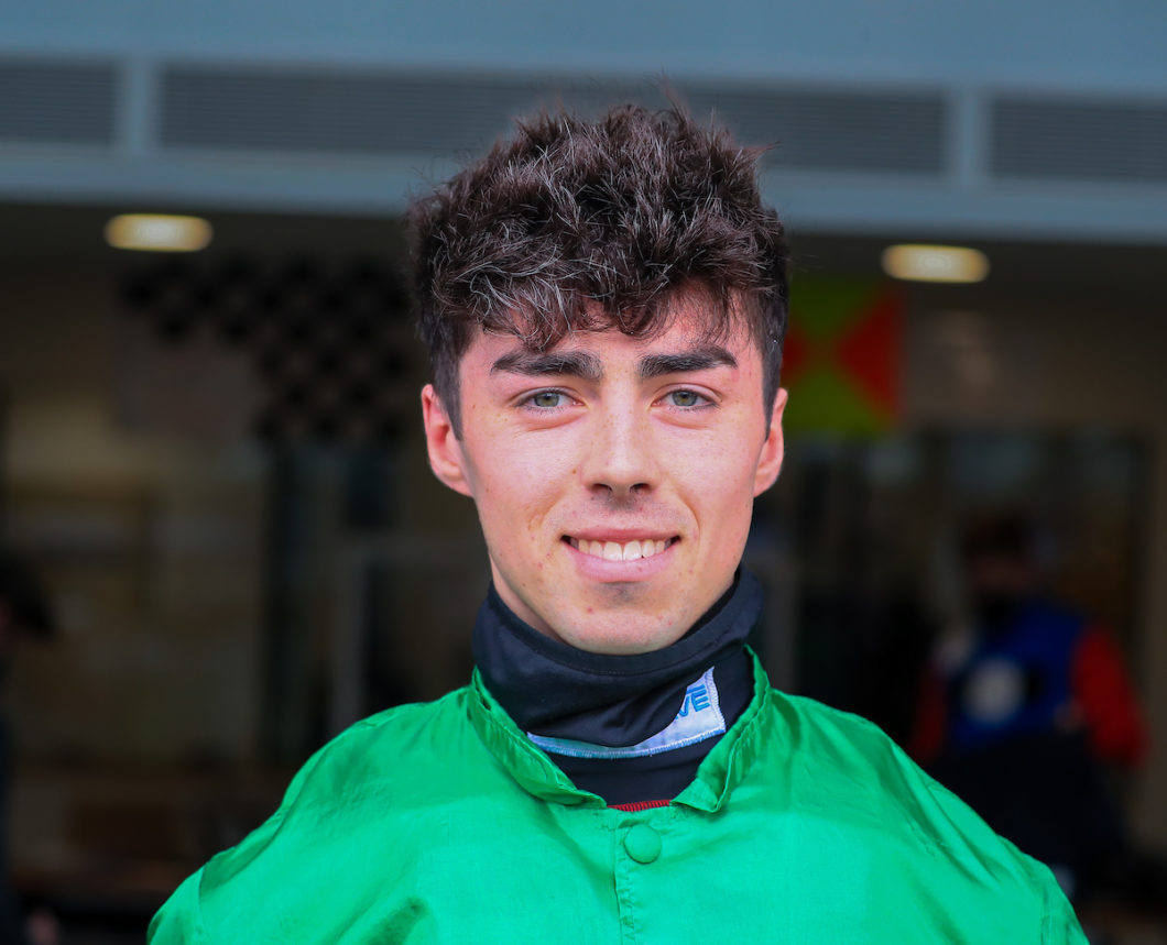 The Race To Be Champion Conditional Jockey - Great British Racing