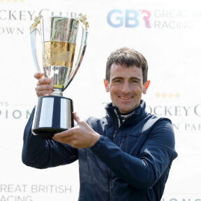 In The Spotlight | Love The Racehorse with Sam England - Great British ...