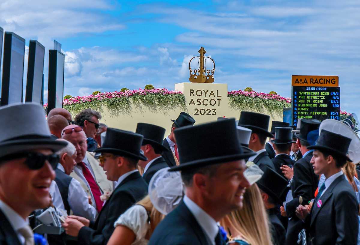 Your Guide to Royal Ascot - Great British Racing