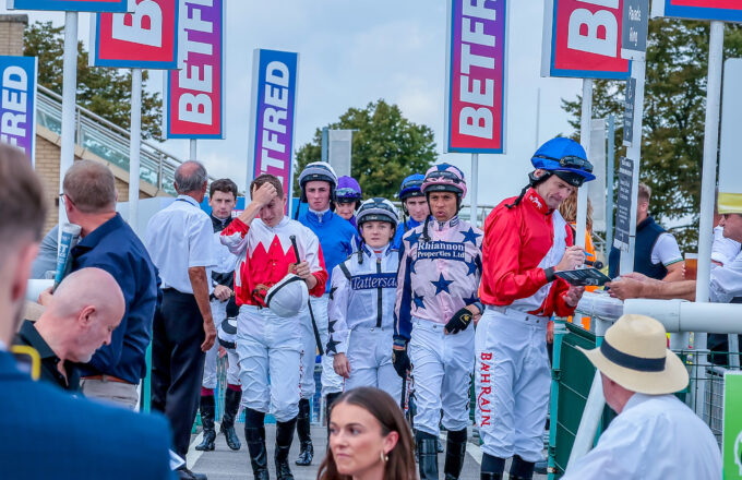 Who Will Win The 2024/25 Jump Jockeys' Championship? - Great British Racing